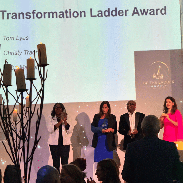 Deputy Dean wins Golden Ladder Award | University of Roehampton, London